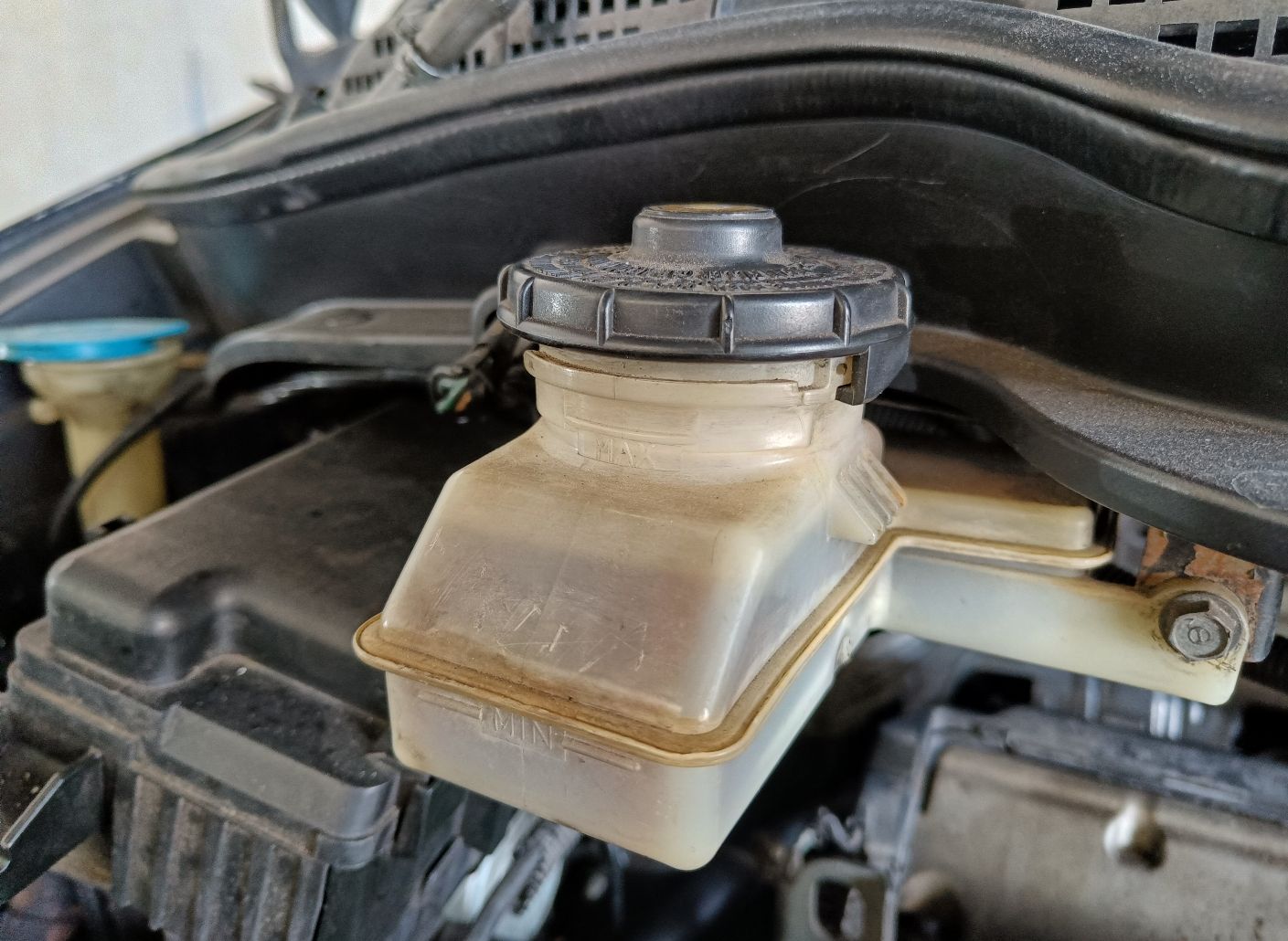 Mulai Rp 30 Ribuan, Ini Rekomendasi dan Harga Minyak Rem untuk Mobil