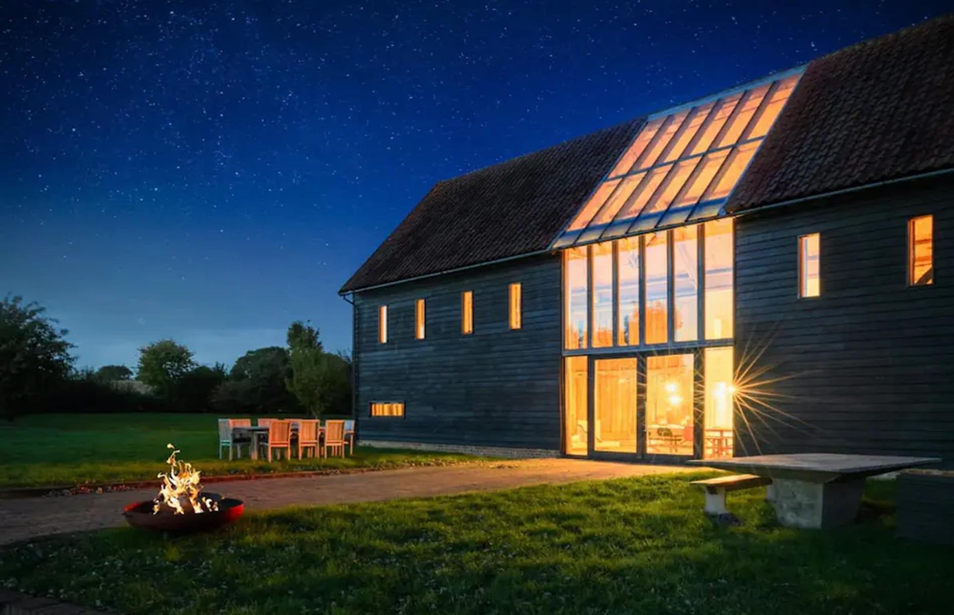 9 beautiful conversions that'll make you wish you were born in a barn