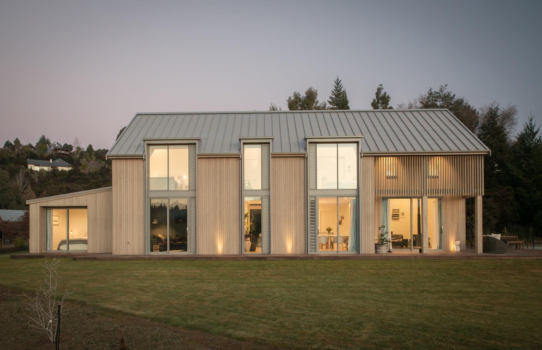 9 spectacular barn-inspired homes and rural retreats with breathtaking ...