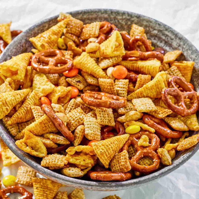 Sweet and Salty Chex Mix