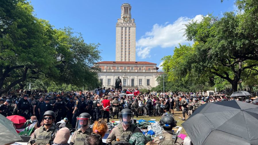 Federal judge blocks UT system from enforcing campus speech restrictions