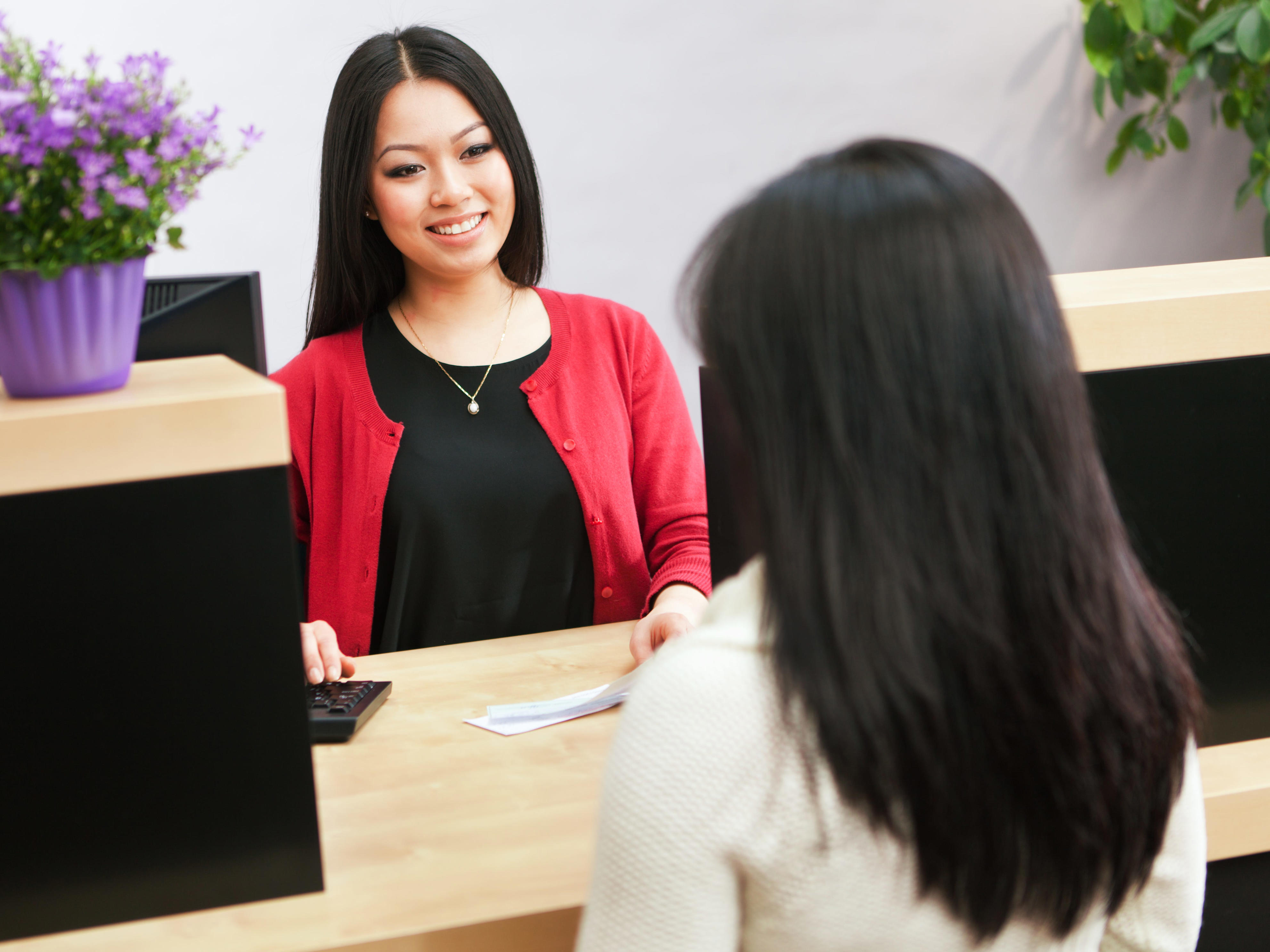 Cashing a Check Without a Bank Account: Your Options