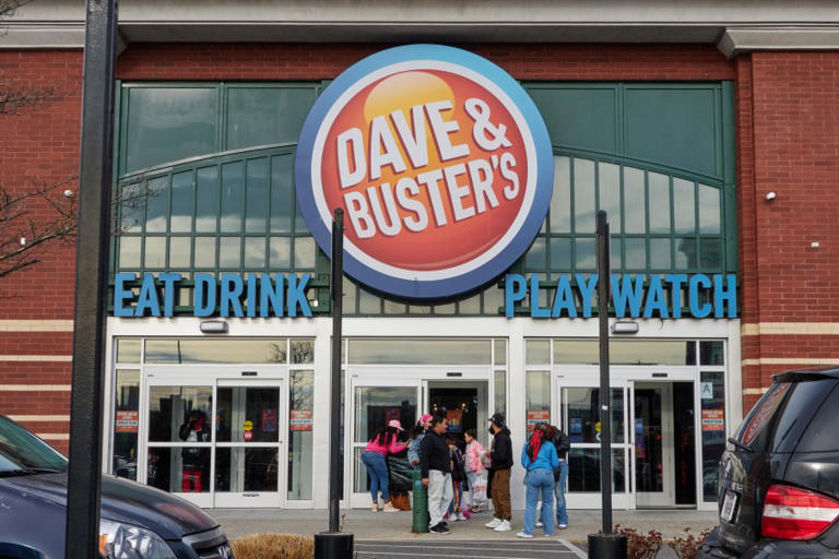 Dave & Buster’s coming to Oakland’s Jack London Square