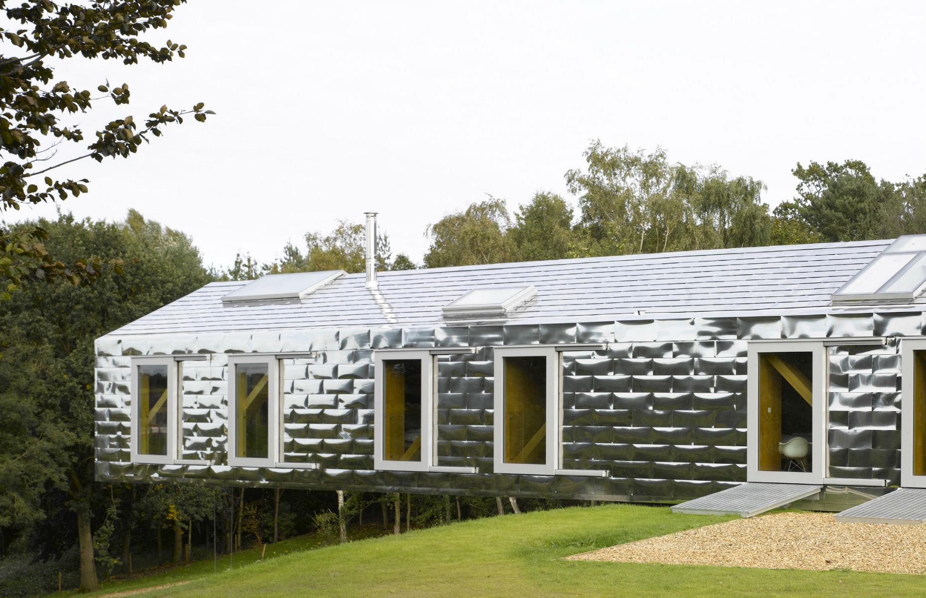 Take a look inside these 9 magnificent modern metal homes