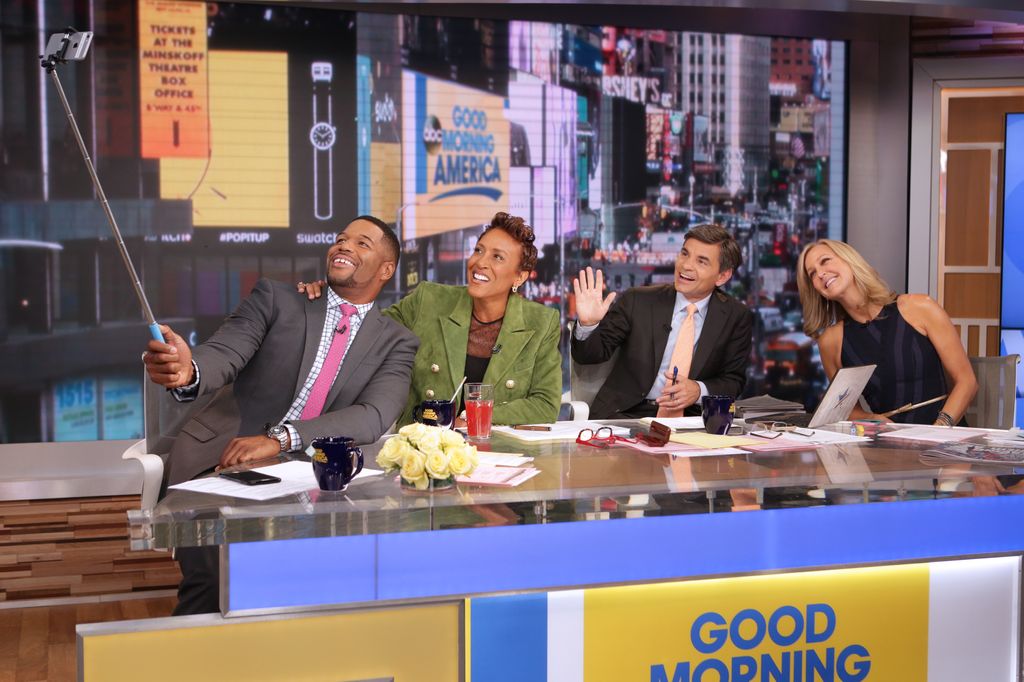 Robin Roberts announces 'new member of the ABC News family' as she ...