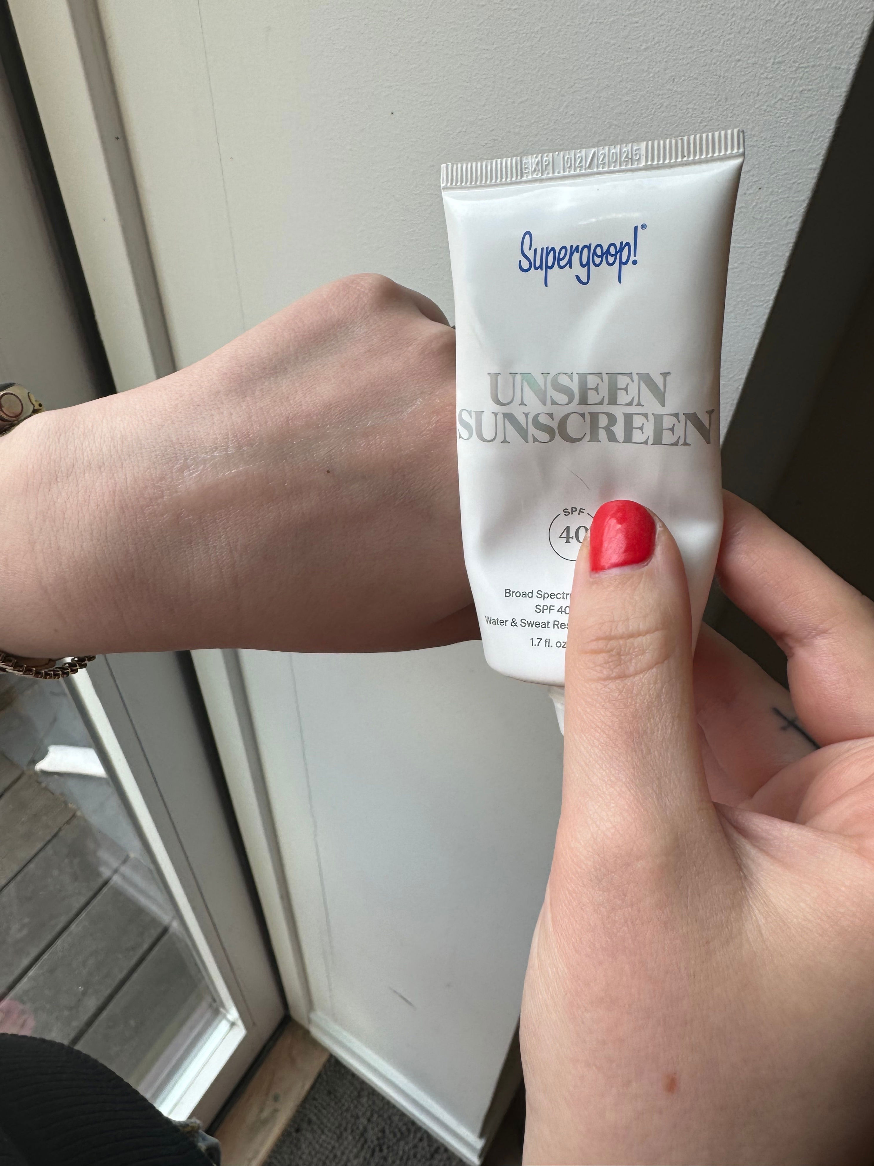 20 Best Sunscreen for Acne-Prone Skin, According to Dermatologists