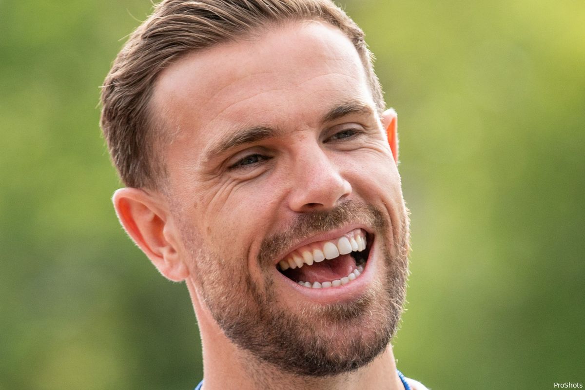 [Update] Henderson geland in Amsterdam, transfer kan ieder moment ...