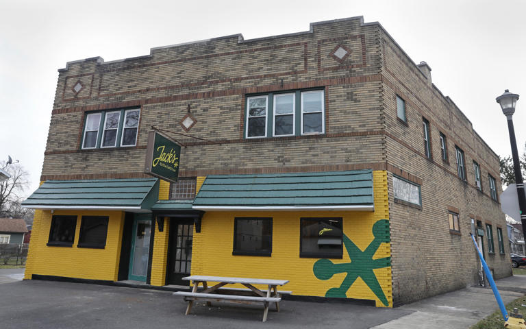 12 Rochester bars we wish made USA TODAY's bars of the year list