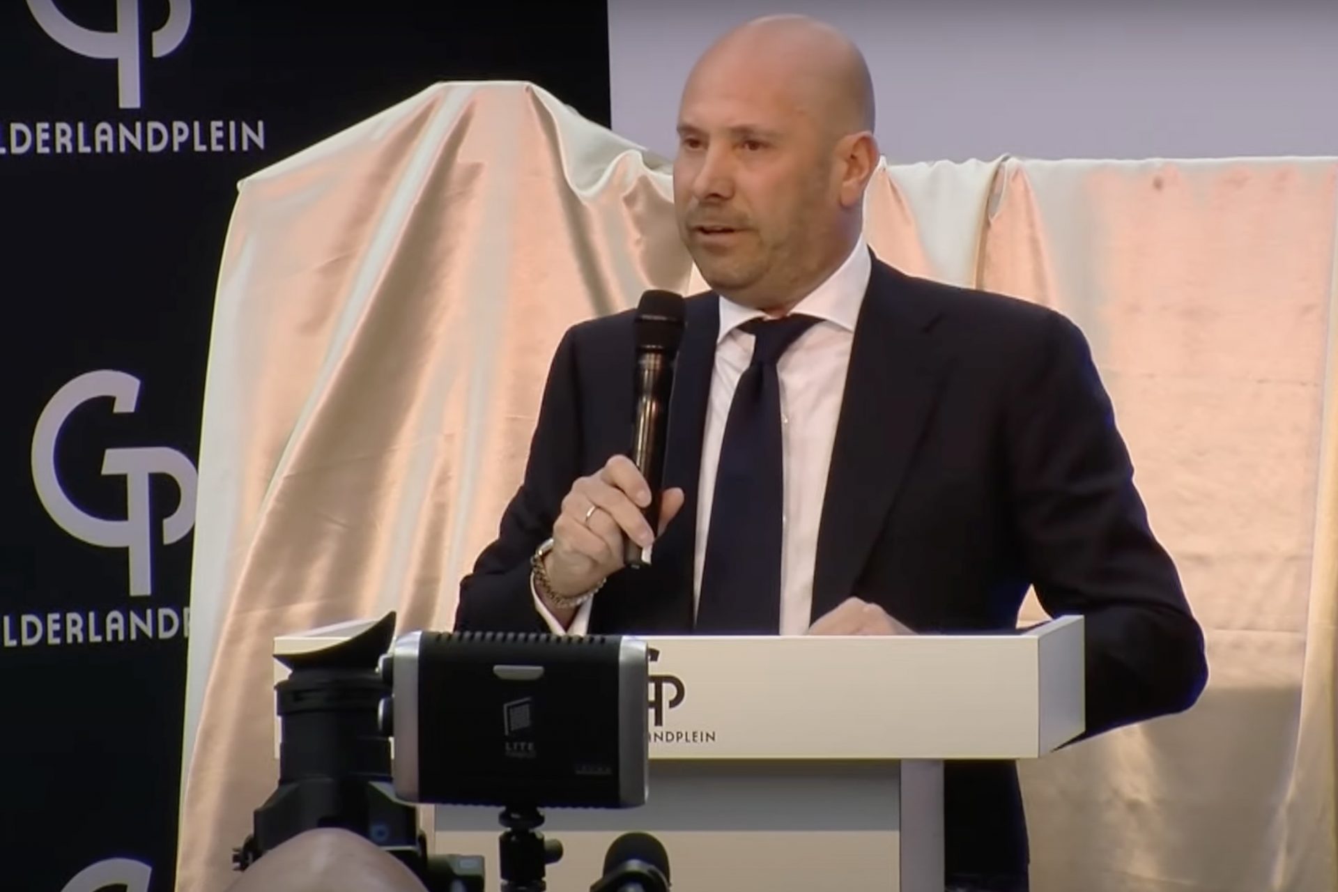 De 12 miljardairs die Nederland rijk is