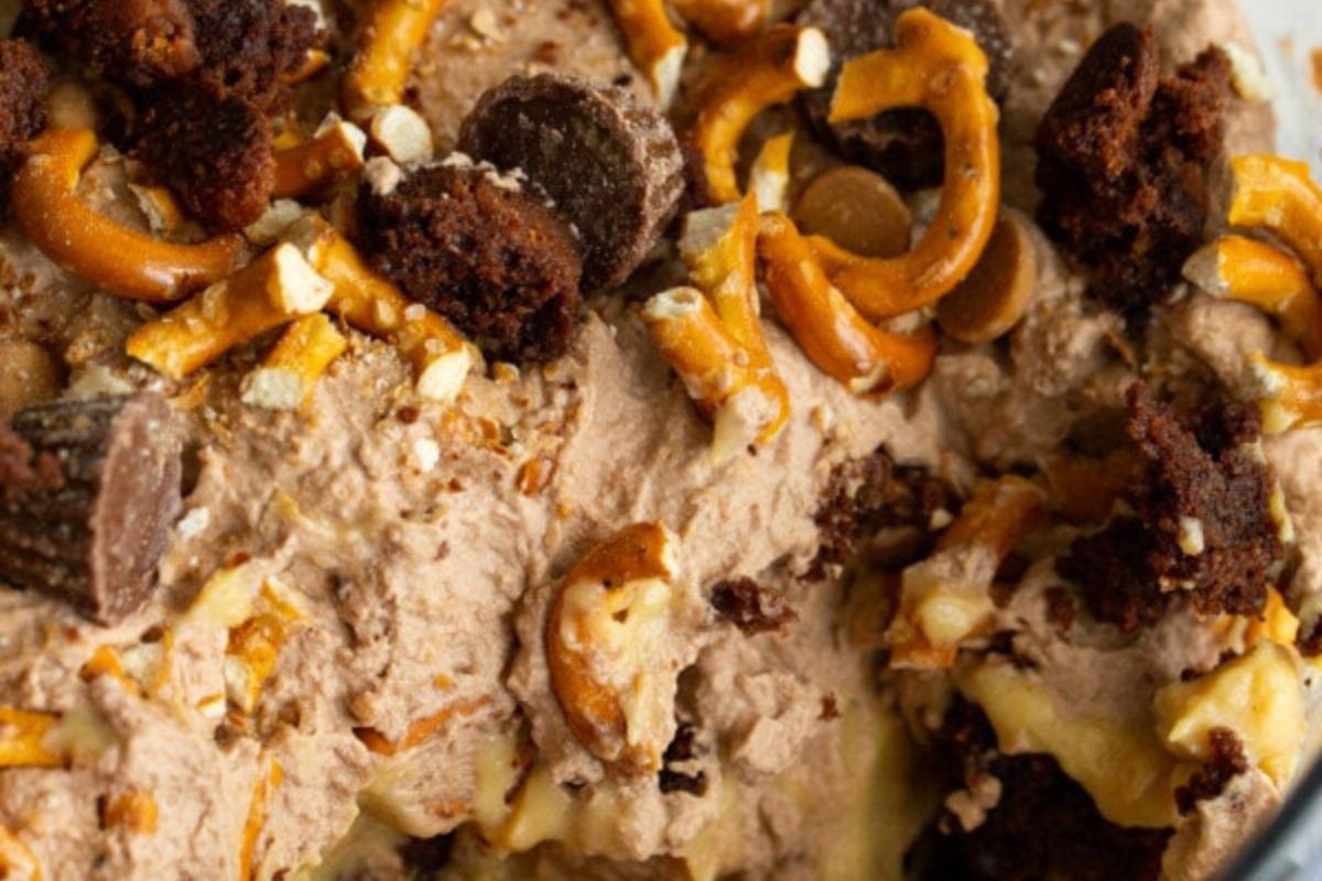 Treat Yourself To These 51 Sinfully Sweet Chocolate Dessert Recipes!