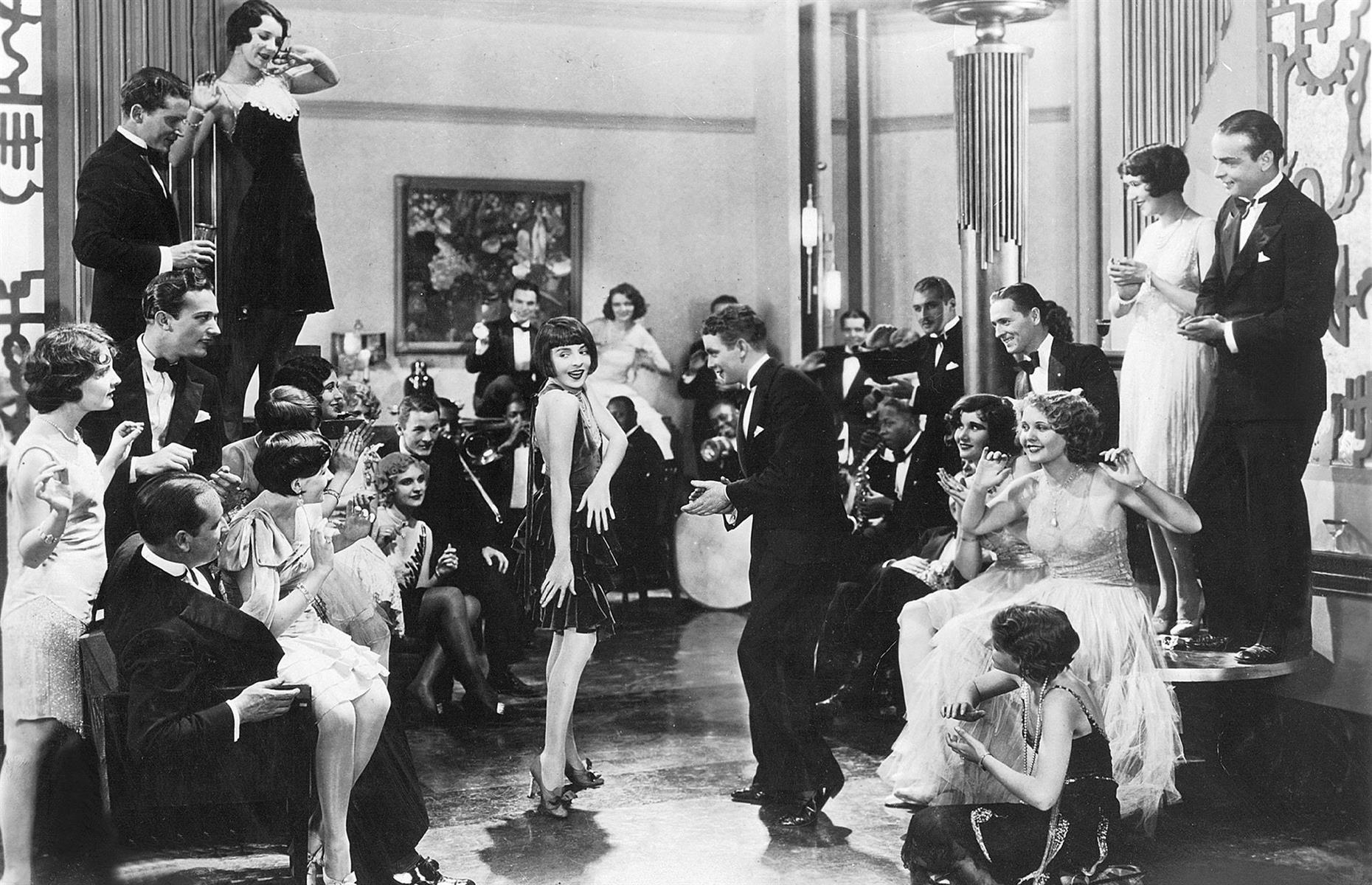 Vintage pictures reveal what the Roaring Twenties were really like