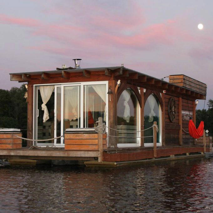 50 Tiny Houses That Actually Float