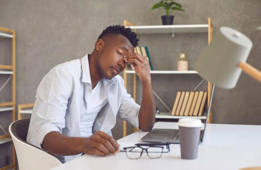 Eye Care in the Digital Age: Understanding the Risks of Excessive ...