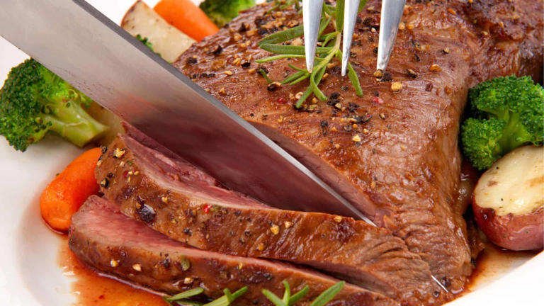 Professional chefs share the top mistakes average home cooks commit ...