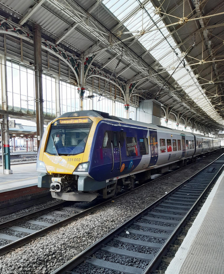 75 fascinating scenes of Preston Railway Station through its bygone days