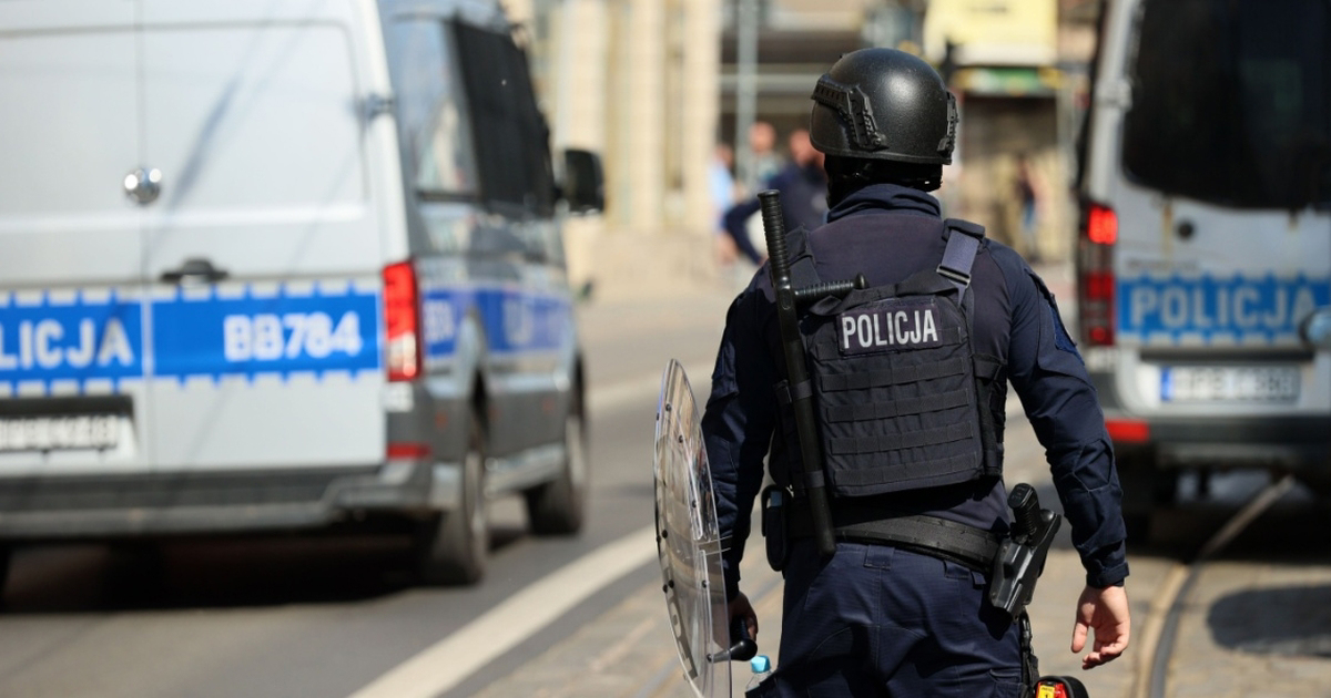 Nine Arrested in Poland for Alleged Russian-Ordered Sabotage Nine Arrested in Poland for Alleged Russian-Ordered Sabotage