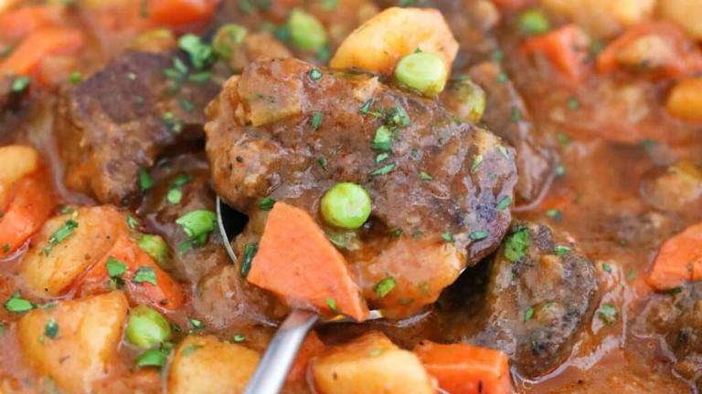 16 bowls of soup stew that make the day better