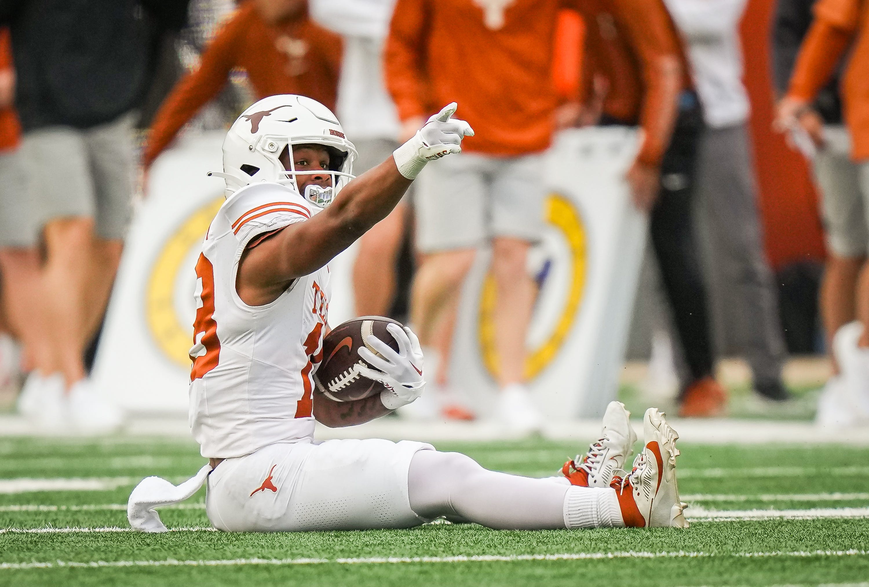 Texas football: Ryan Niblett among players switching positions for the ...