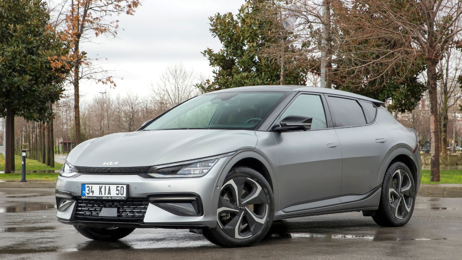 12 Electric Vehicles Giving Tesla Serious Competition