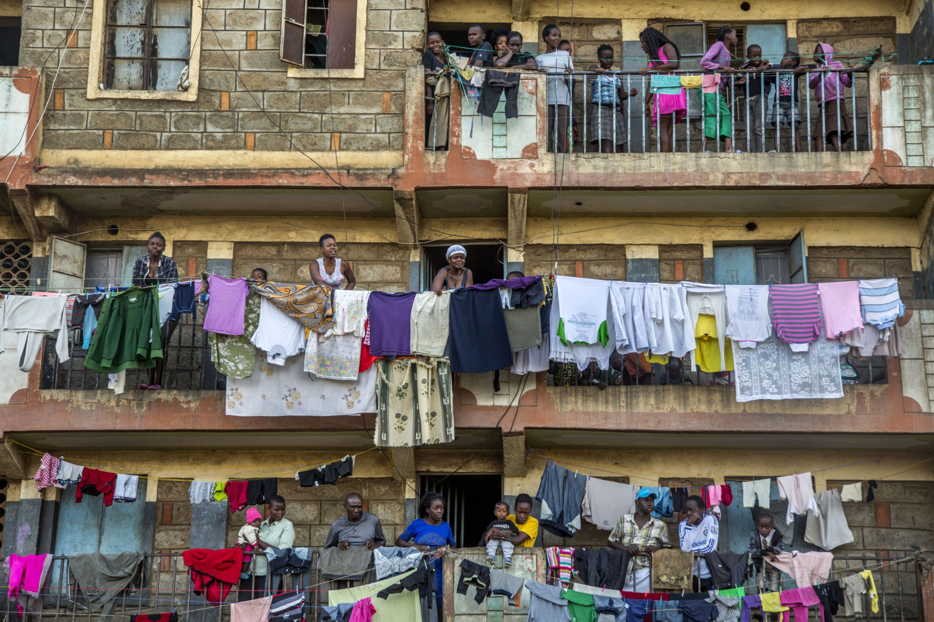 Ranking das maiores favelas do mundo - e só uma fica no Brasil!