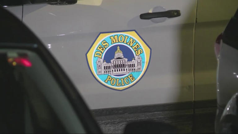 Des Moines woman dies from injuries sustained in Wednesday night crash