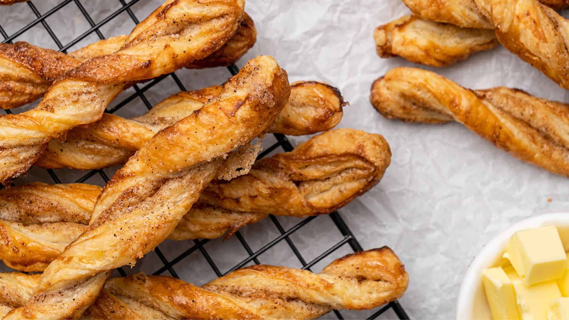 16 flaky puff pastry desserts that are simple but delicious