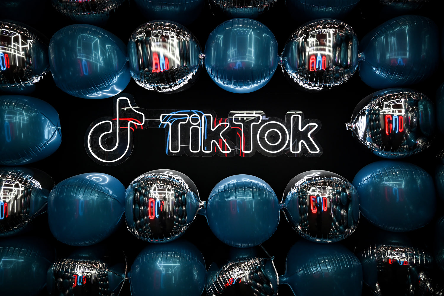 Federal appeals court upholds law that could ban TikTok in U.S.