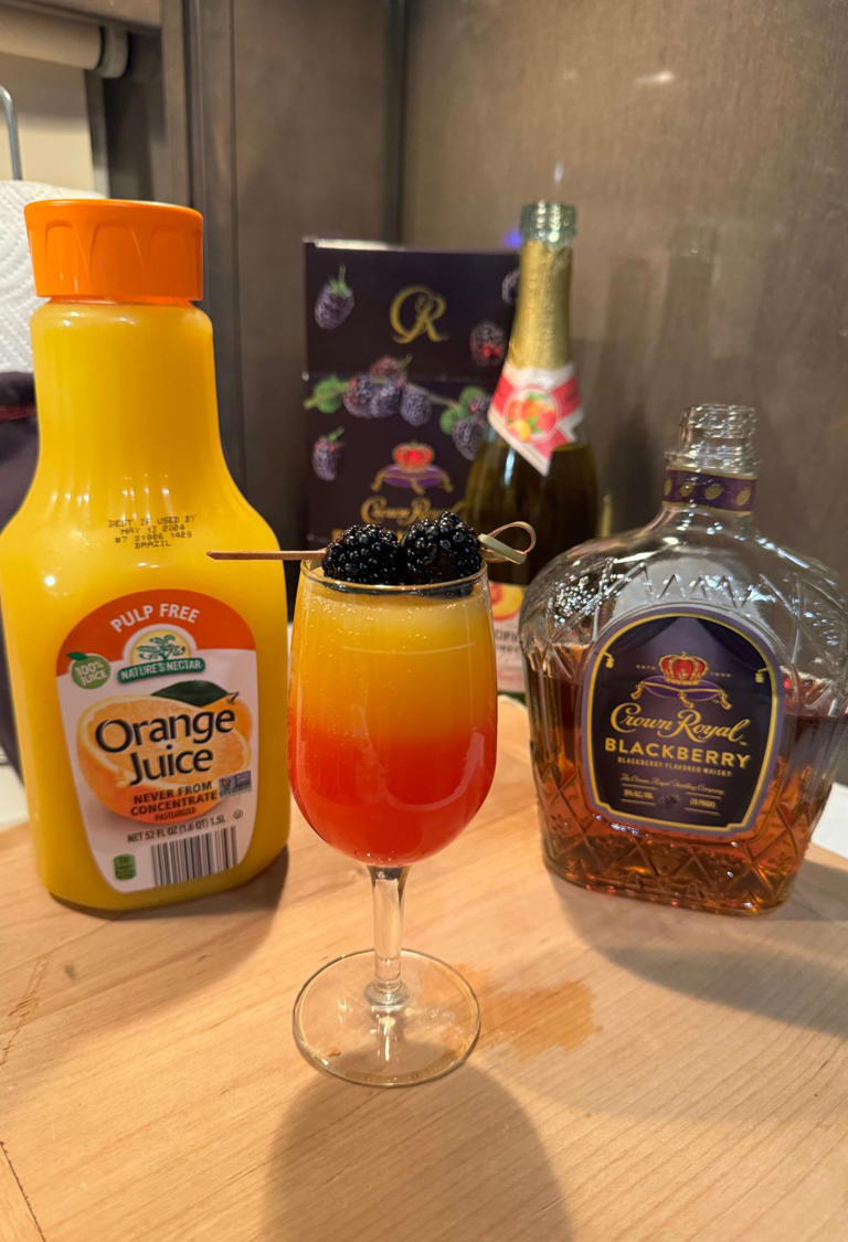 10 Crown Royal Blackberry Whisky Cocktails