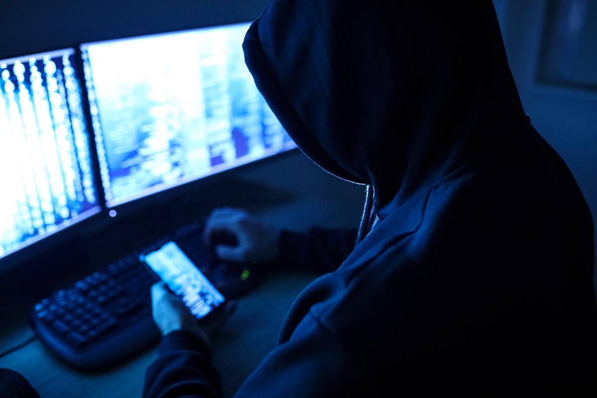 Detido "perigoso hacker" suspeito de atacar NATO, ONU e exército dos EUA