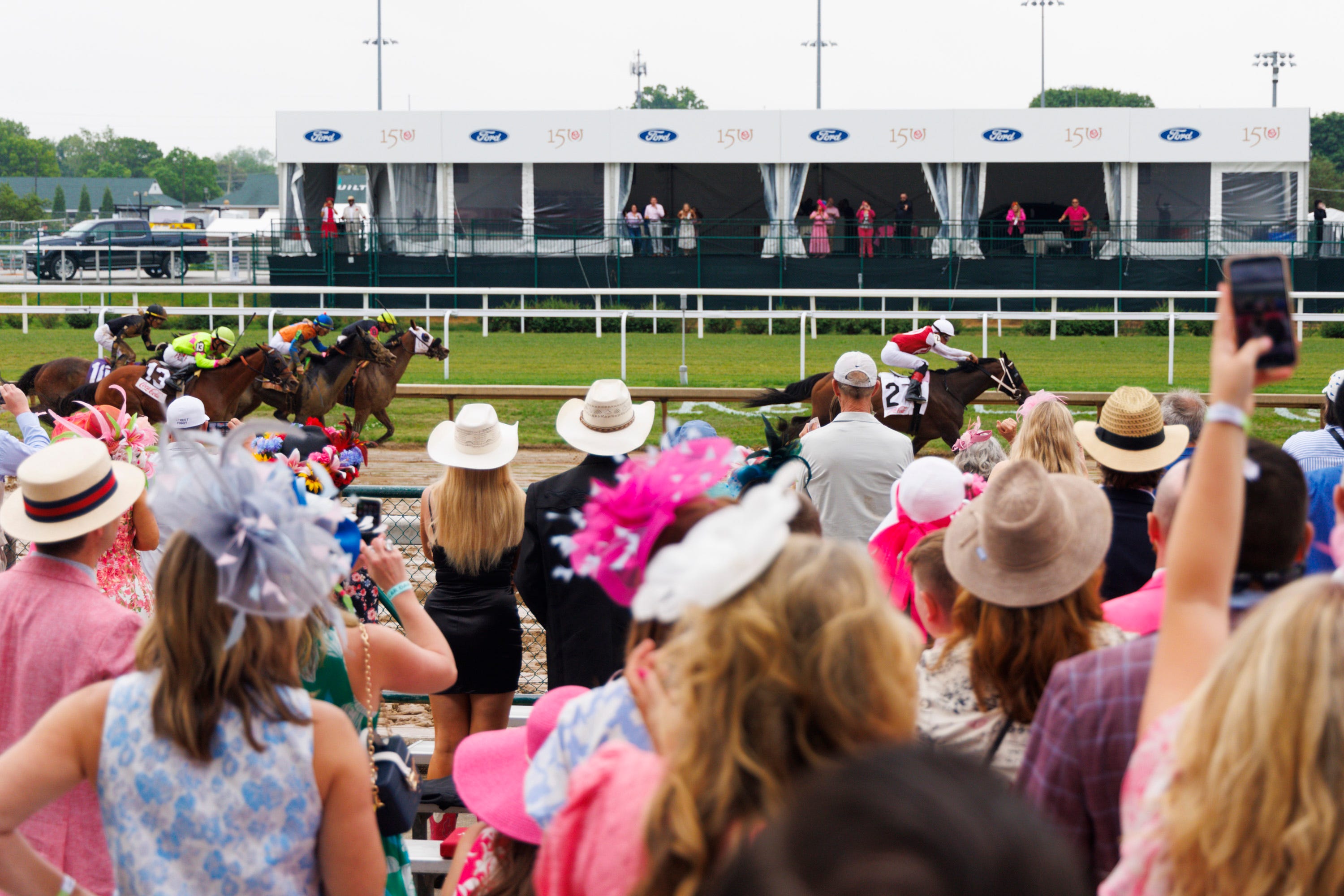 Kentucky Oaks post-position draw 2025 is Saturday. 3 things to know ...