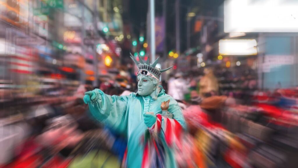 12 NYC Tourist Scams New Yorkers Say To Avoid