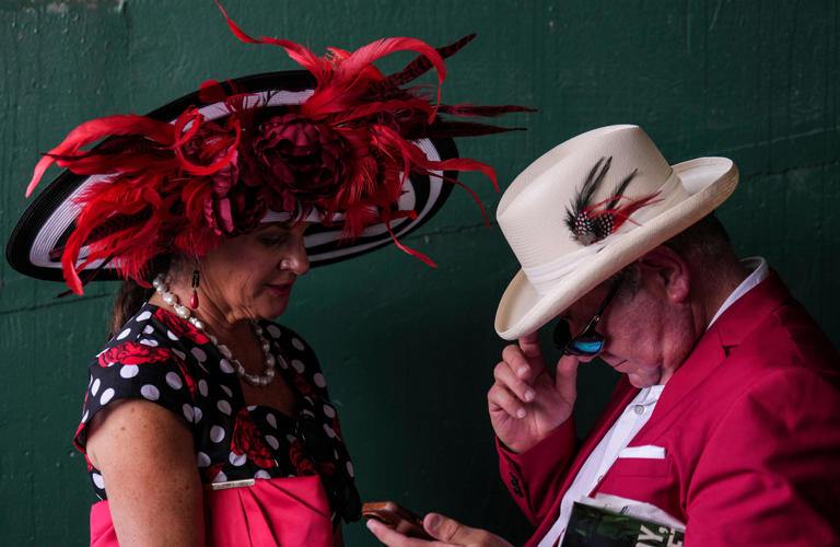 The ultimate fashion guide to Kentucky Derby outfits for women, men in 2026