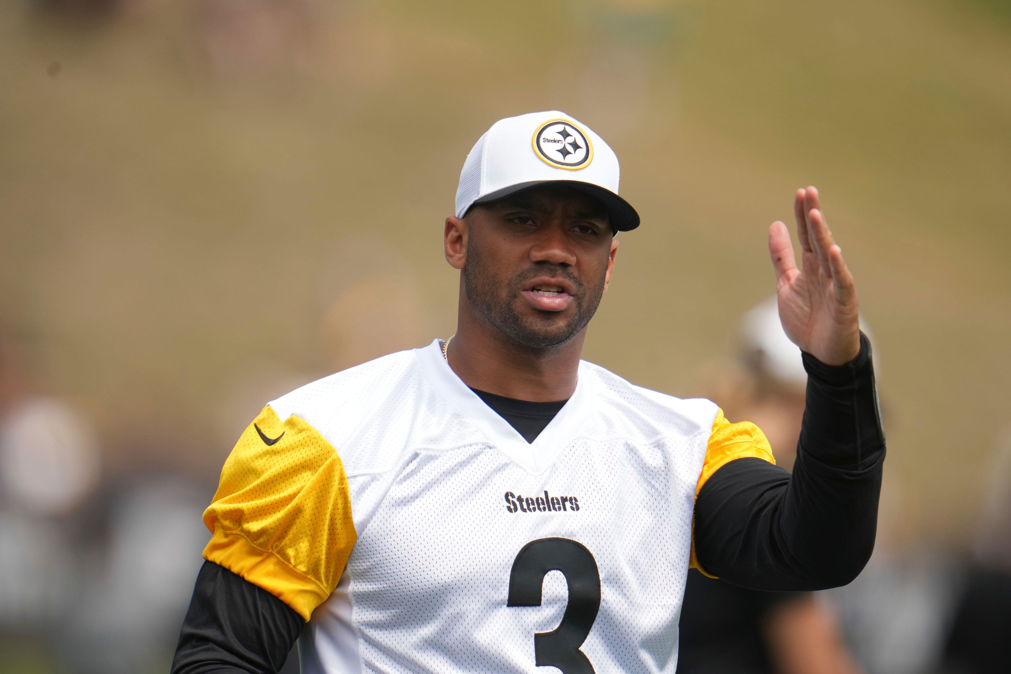 Steelers add to comp pick haul after Russell Wilson signs in NY