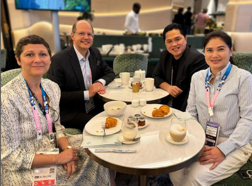 Rapat FIBA di Paris, Erick Thohir Bertemu Komisioner NBA dan Ngopi ... Rapat FIBA di Paris, Erick Thohir Bertemu Komisioner NBA dan Ngopi ...