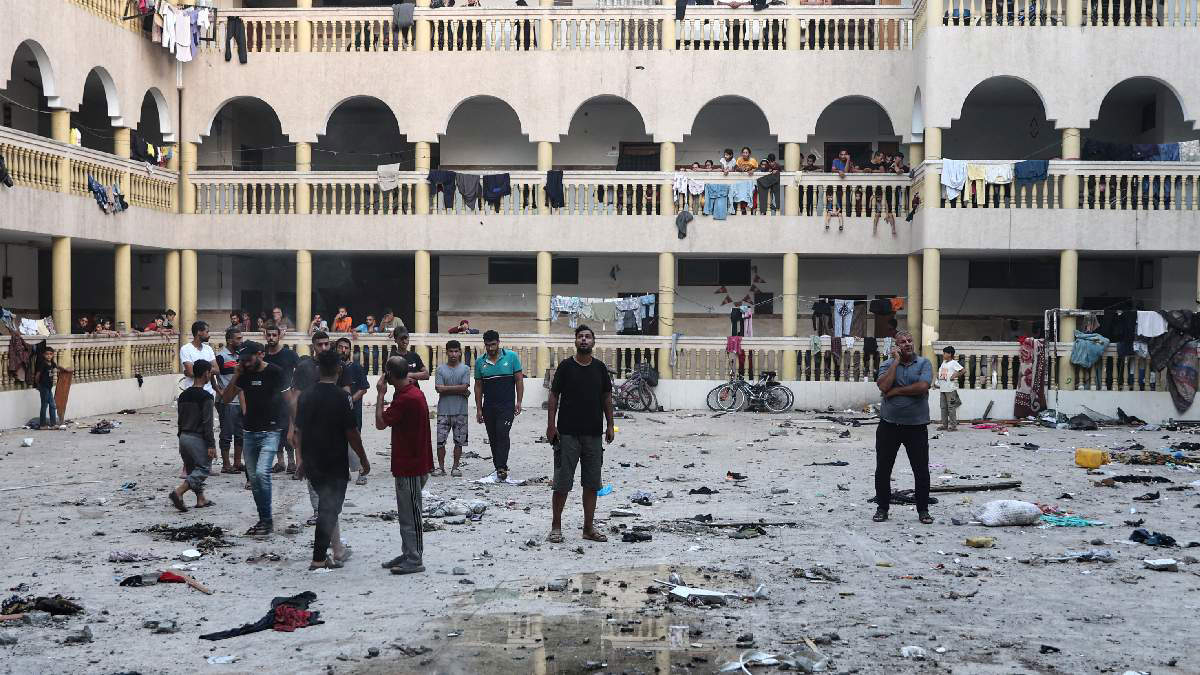 Bombardeo israelí de una escuela en Gaza deja casi 100 muertos Bombardeo israelí de una escuela en Gaza deja casi 100 muertos