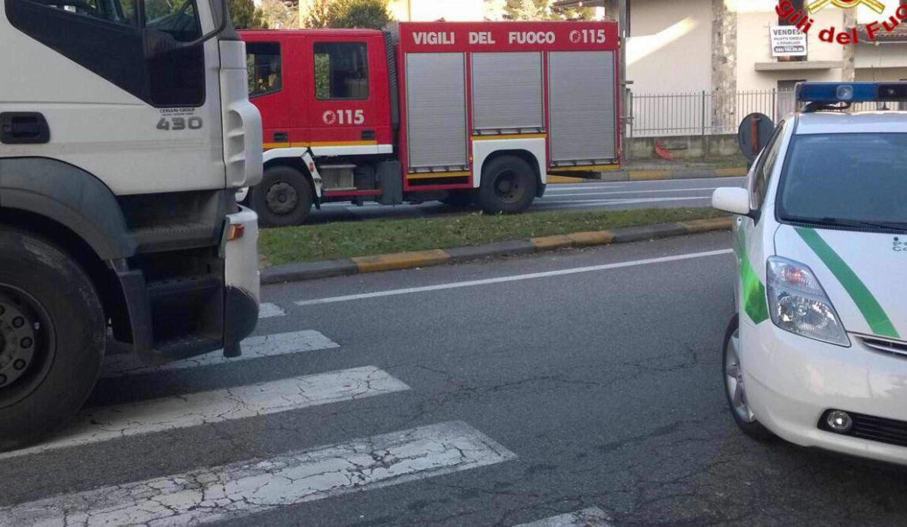 Auto travolge famiglia francese a Varese, grave un 79enne Auto travolge famiglia francese a Varese, grave un 79enne
