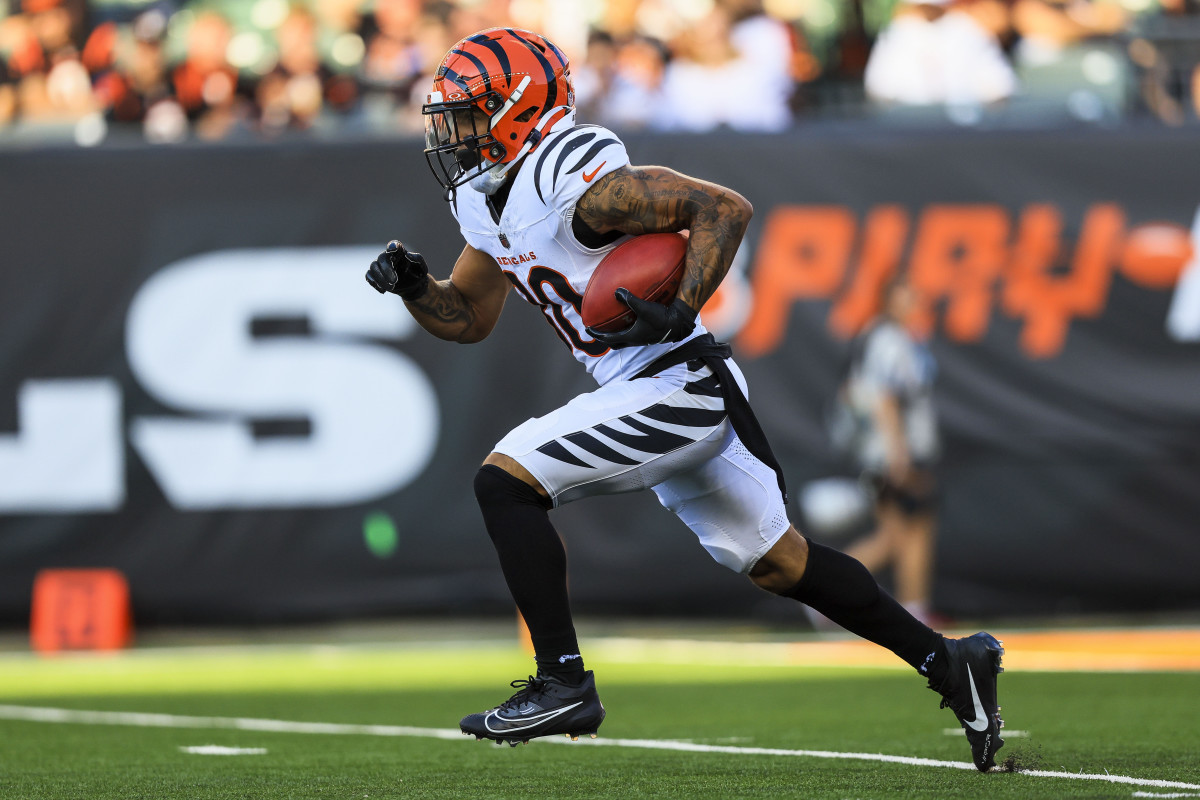 Bengals Cut Zack Moss in Major Running Back Statement