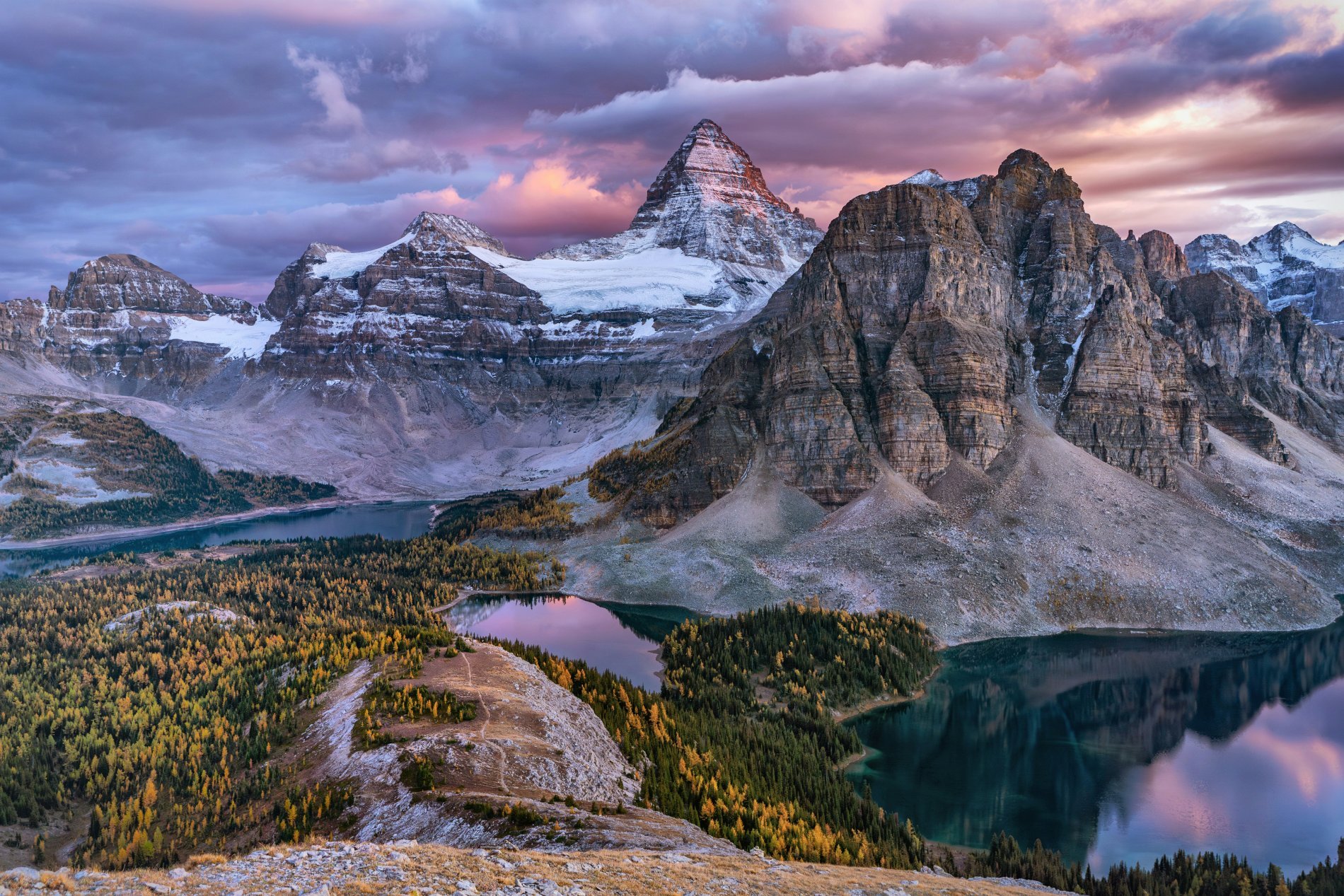 From British Columbia to Quebec, here are the 5 most beautiful hiking ...