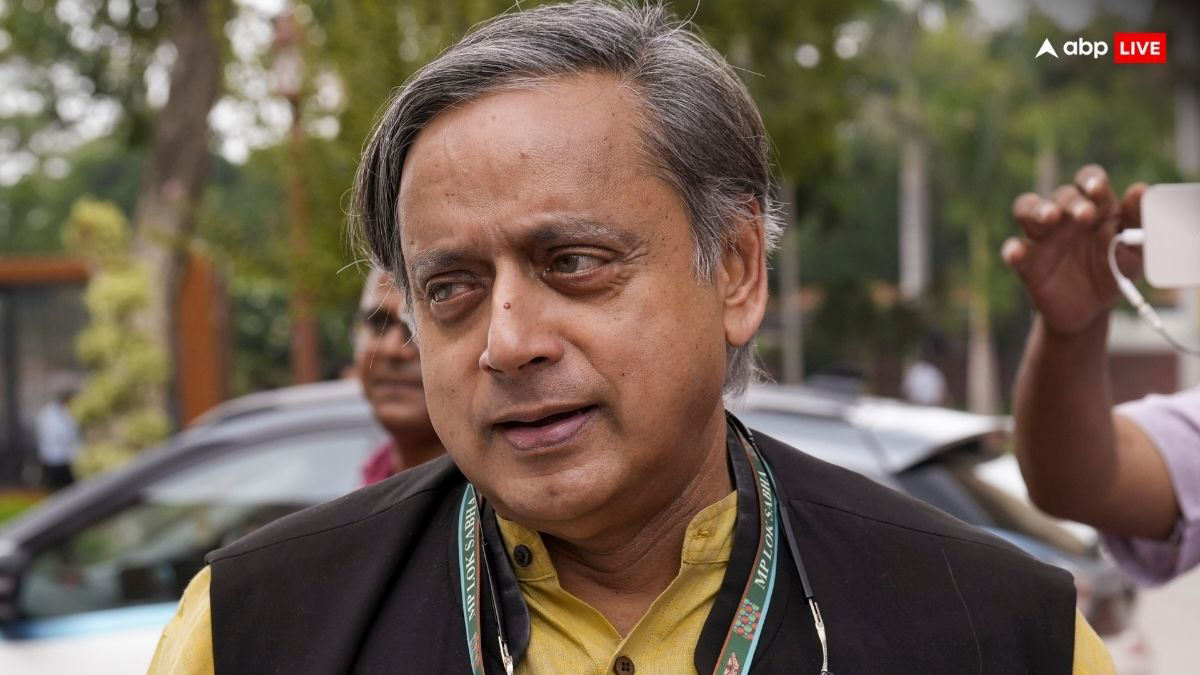 Delhi Court Junks Criminal Defamation Complaint Against Shashi Tharoor Delhi Court Junks Criminal Defamation Complaint Against Shashi Tharoor