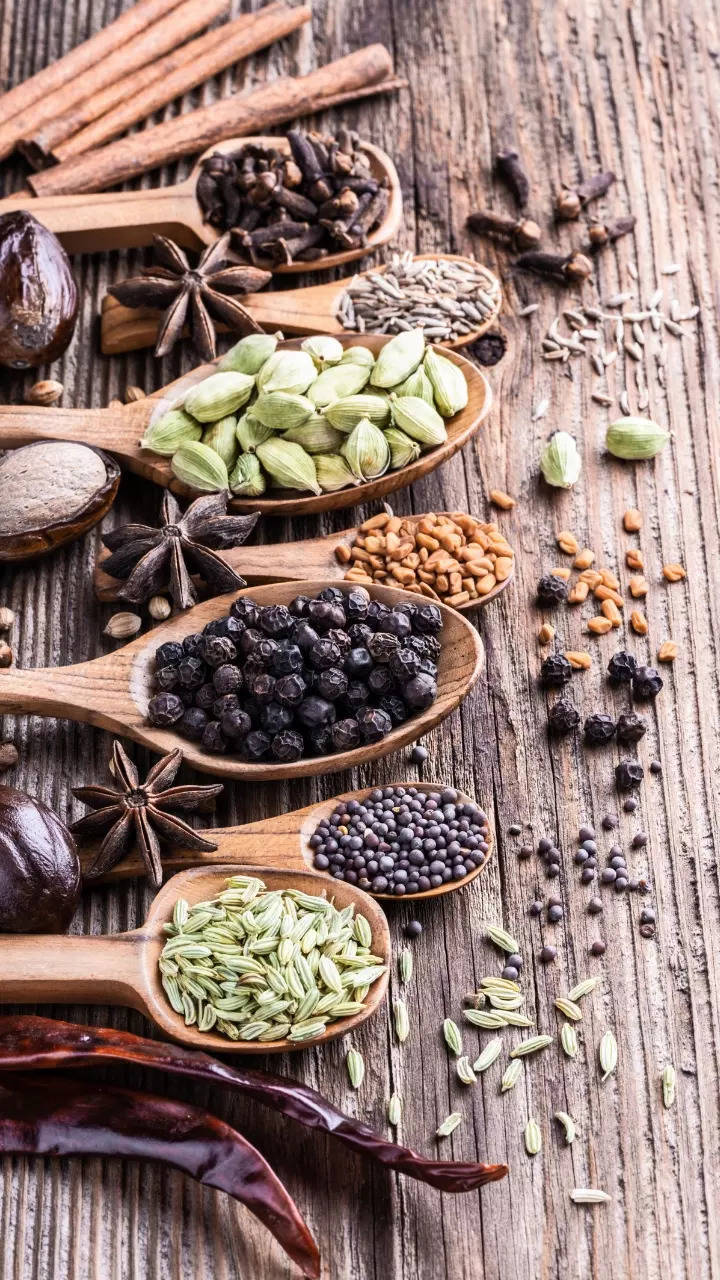 10 Indian herbs & spices that can help get rid of mouth odour 10 Indian herbs & spices that can help get rid of mouth odour