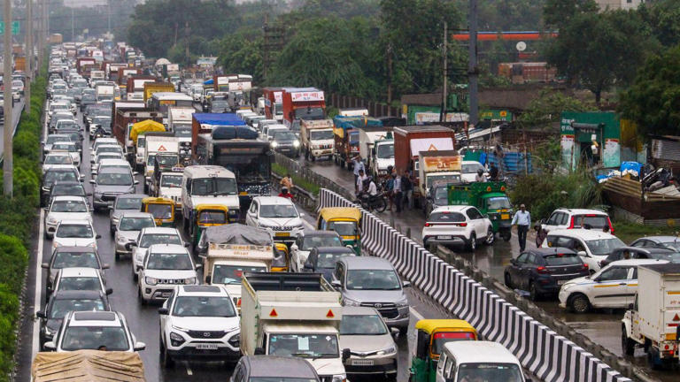 Traffic Movement Between Delhi And Gurugram To Be Affected For 6 Hours ...