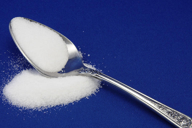 The Truth Behind Artificial Sweeteners and Other Risks to Consider The Truth Behind Artificial Sweeteners and Other Risks to Consider