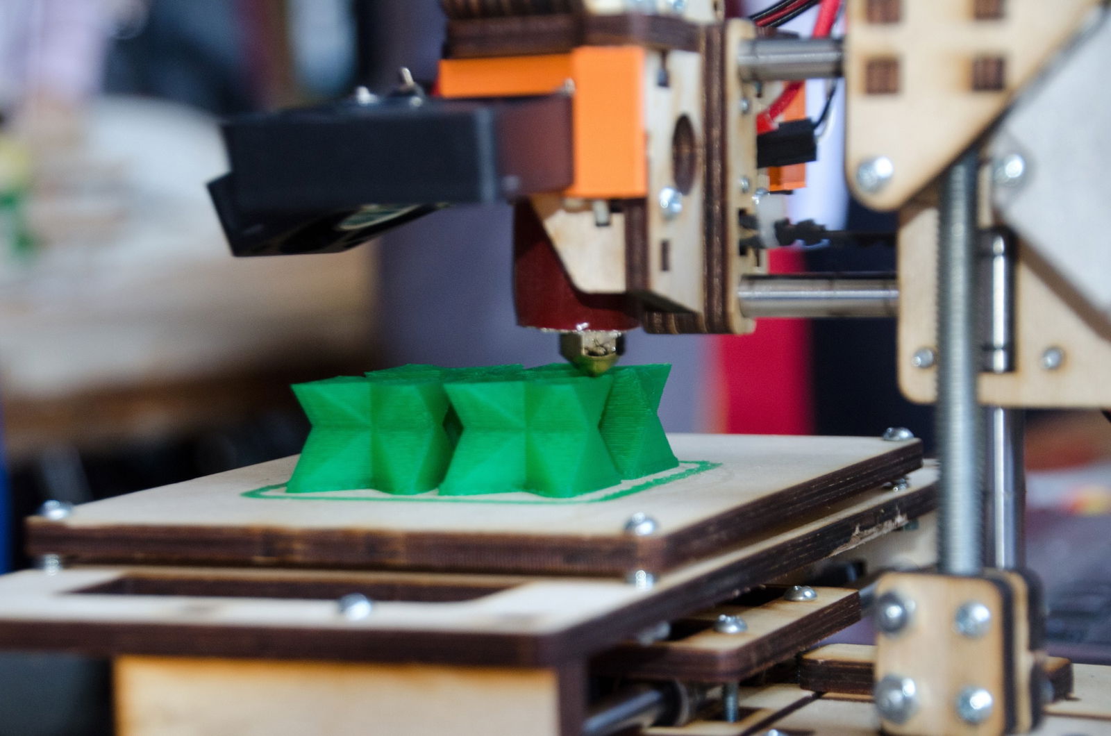 Questo filamento per la stampa 3D simula le ossa