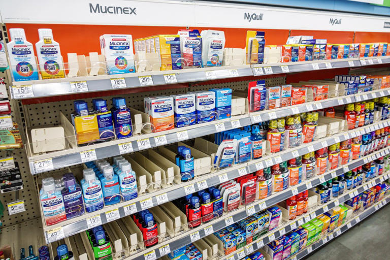 Generic version of Mucinex sold by CVS, Walmart, Walgreens and Target ... Generic version of Mucinex sold by CVS, Walmart, Walgreens and Target ...