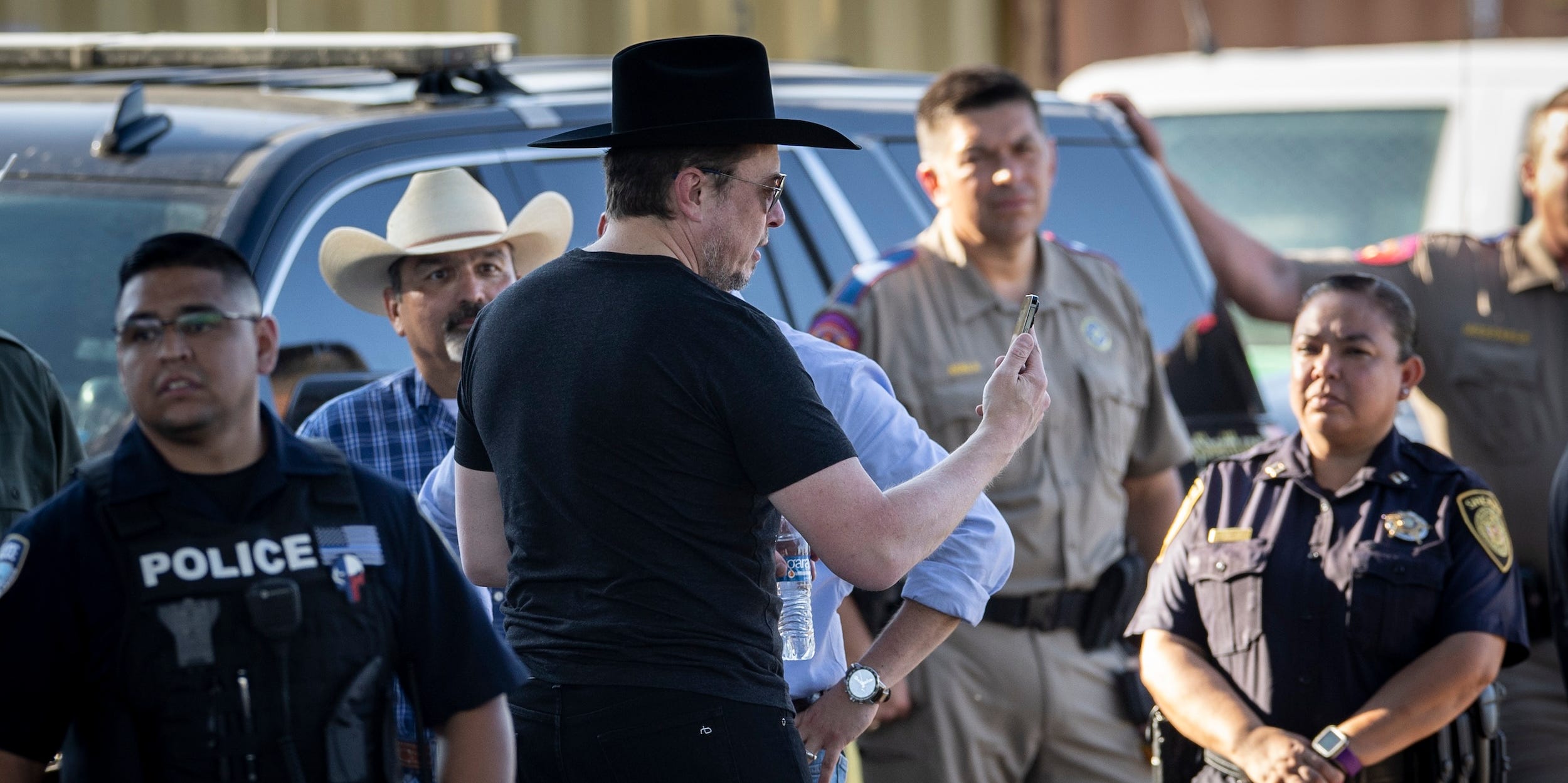 From 'First Buddy' bromance to a feud to a thaw, here's how Elon Musk ...