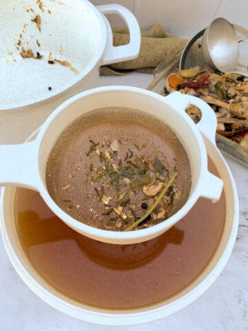 Savory Simmer: Crafting the Perfect Homemade Chicken Broth