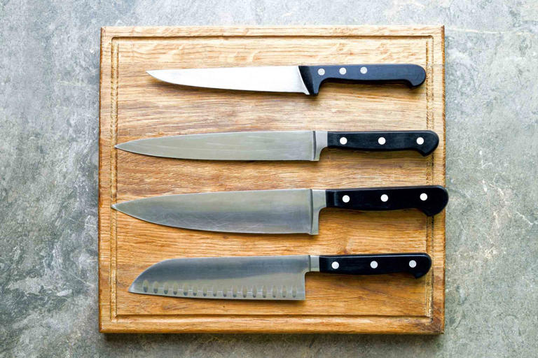 How to properly sharpen a kitchen knife, according to experts