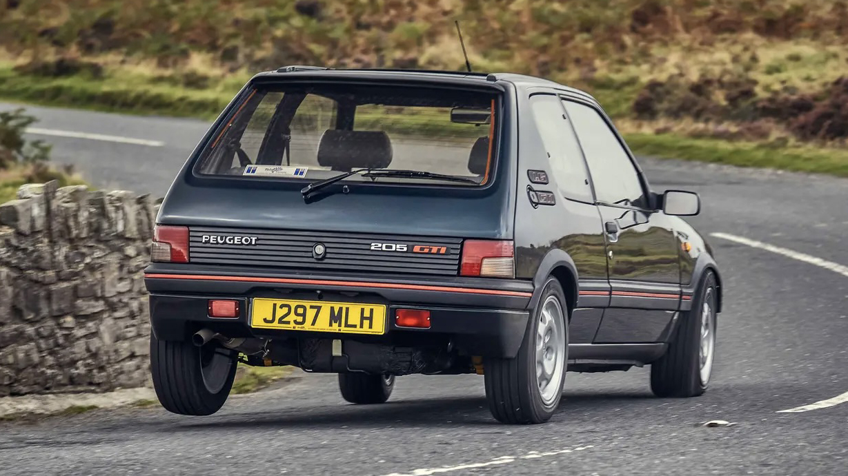 These are the 12 best hot hatches of all time
