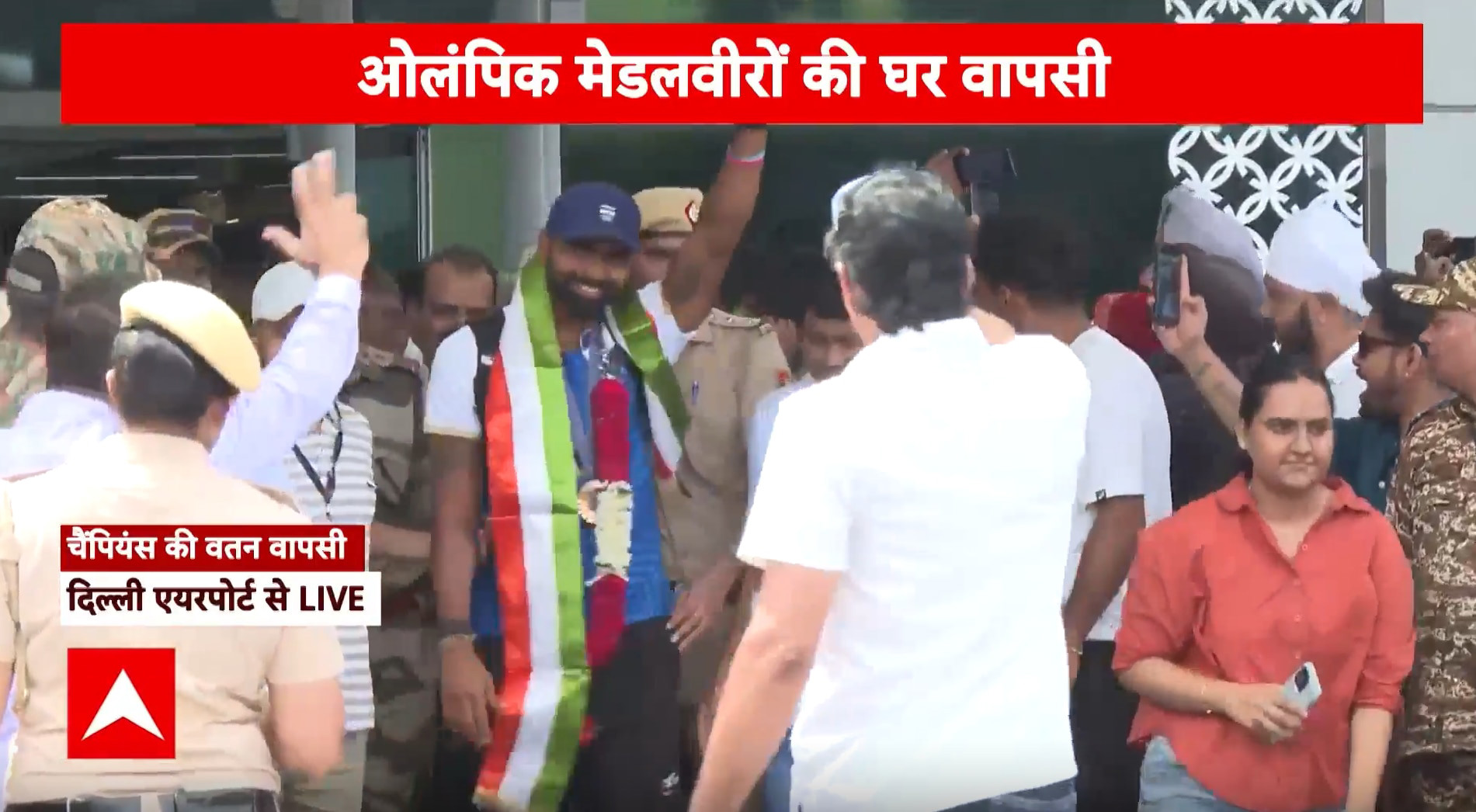 Aman Sehrawat, Bronze Olympics Medalist, Receives Hero's Welcome Upon ... Aman Sehrawat, Bronze Olympics Medalist, Receives Hero's Welcome Upon ...