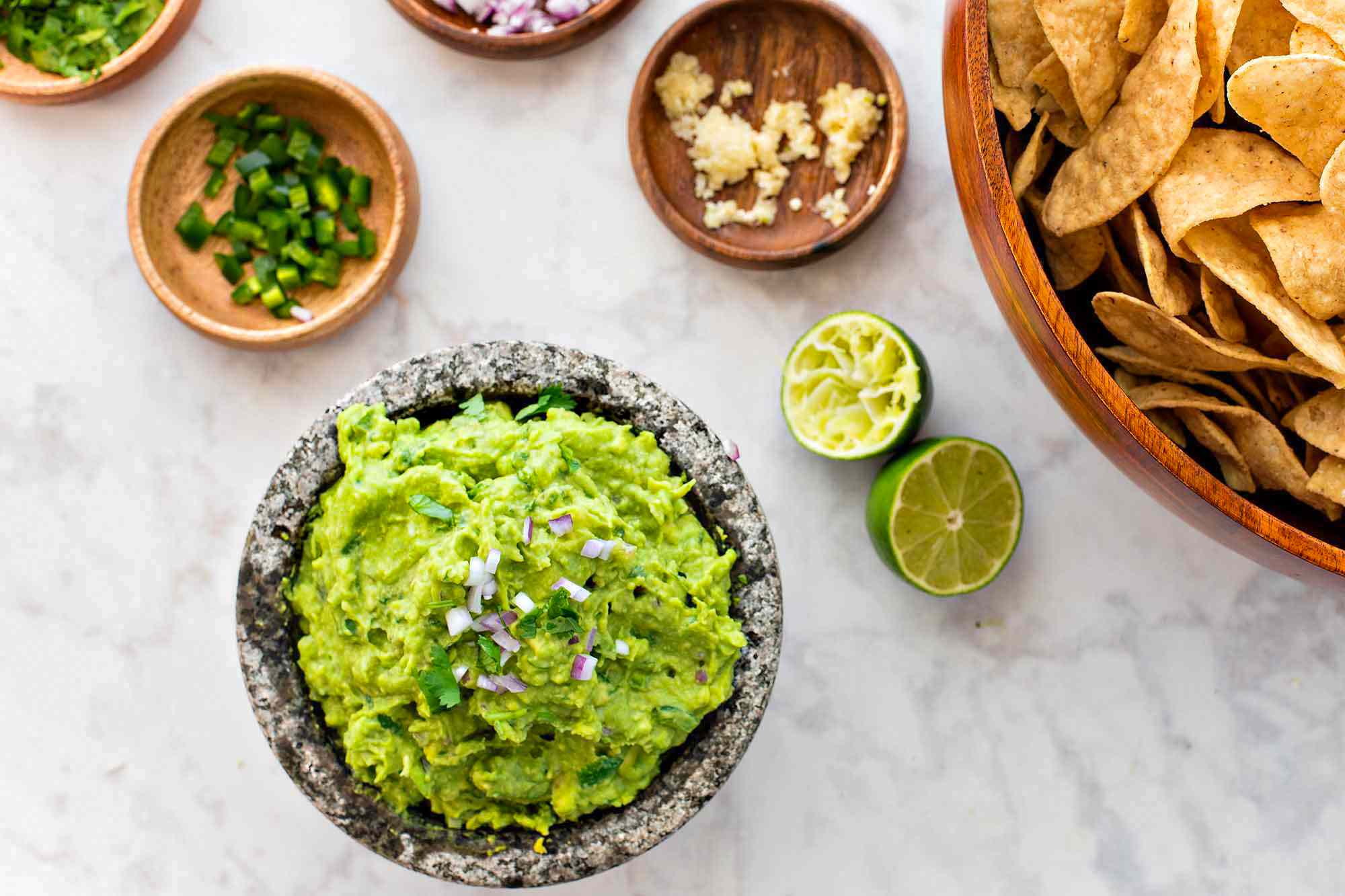 The Only Way To Keep Guacamole From Turning Brown, According to a Food ...